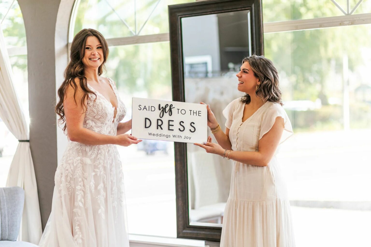 When To Buy Wedding Dress, Bridal Dress Shopping Timeline